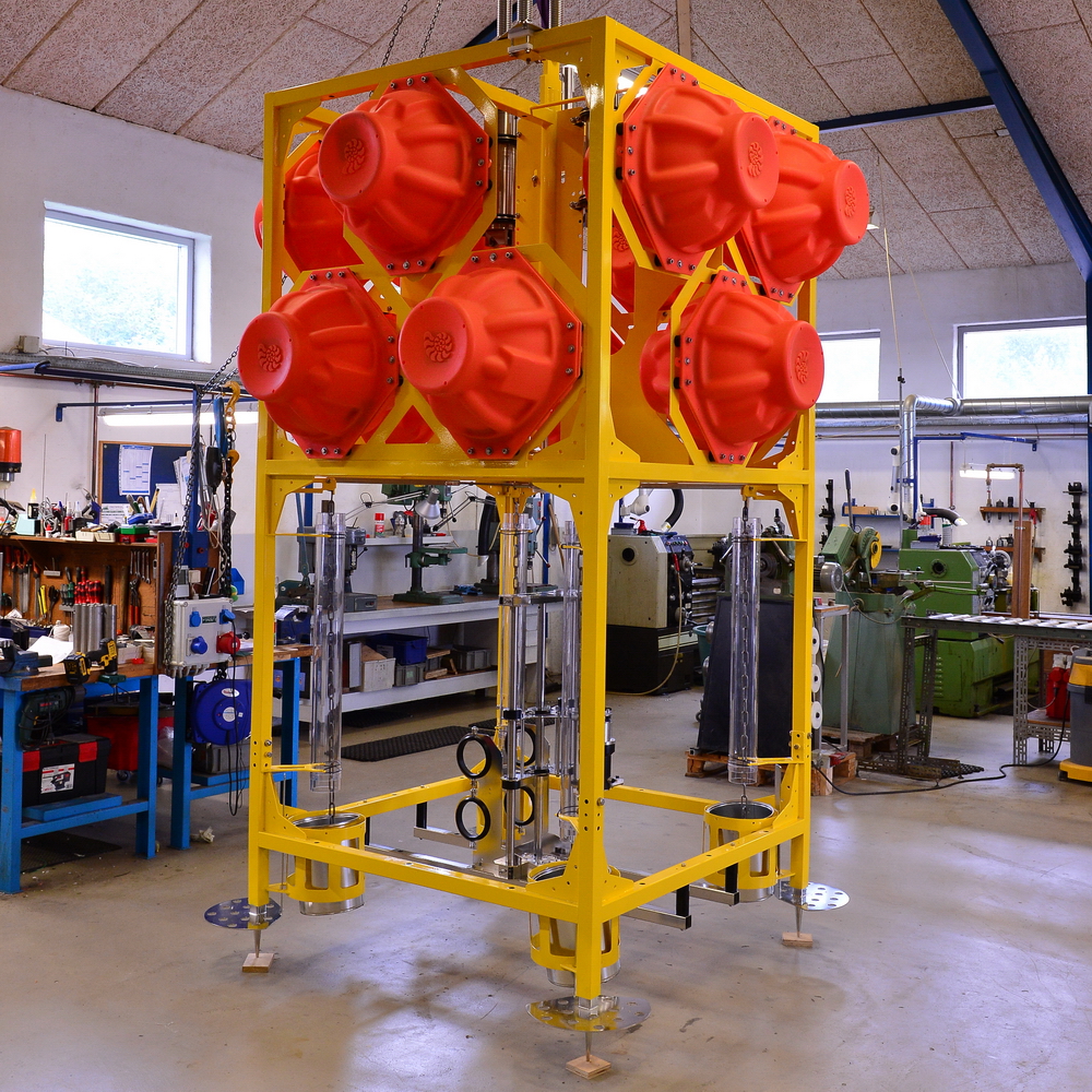 Lander frame for 6000 m, KC Denmark · Oceanography · Limnology ...