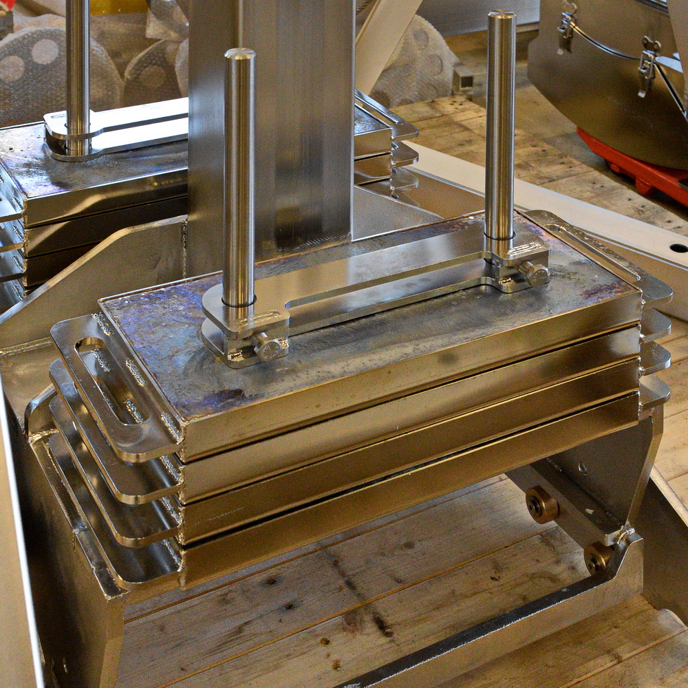 Box corers for biological, chemical and geochemical applications., KC ...