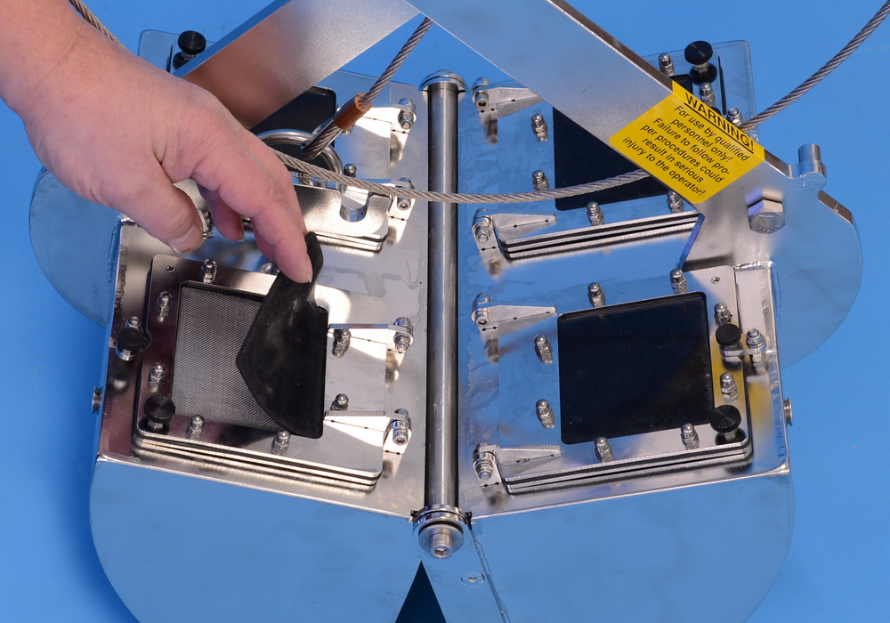 Van Veen Grab 1000 cm², KC Denmark · Oceanography · Limnology ...