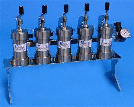 22.200 - Pore water pressing bench - stainless steel cylinders., KC ...