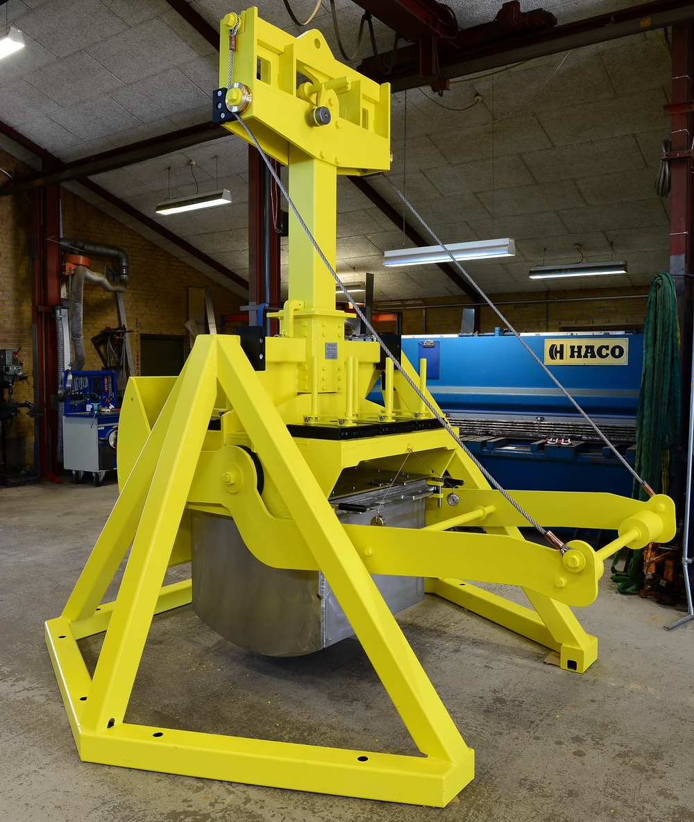 Box corers for biological, chemical and geochemical applications., KC ...